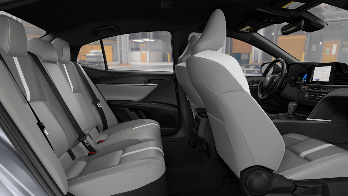 2026 Toyota Camry SE High Point NC serving Greensboro, NC | Vann York ...